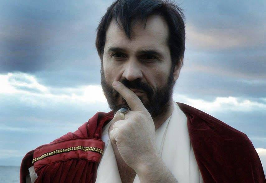 «ΑΥΤΟΚΡΑΤΩΡ ΑΔΡΙΑΝΟΣ» Ένας μονόλογος που αφορά στην ζωή του μεγάλου ...