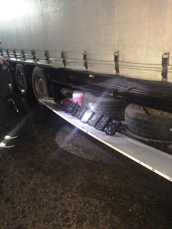 Συνελήφθη 51χρονος ημεδαπός αυτοκινητιστής για μεταφορά και εισαγωγή ...