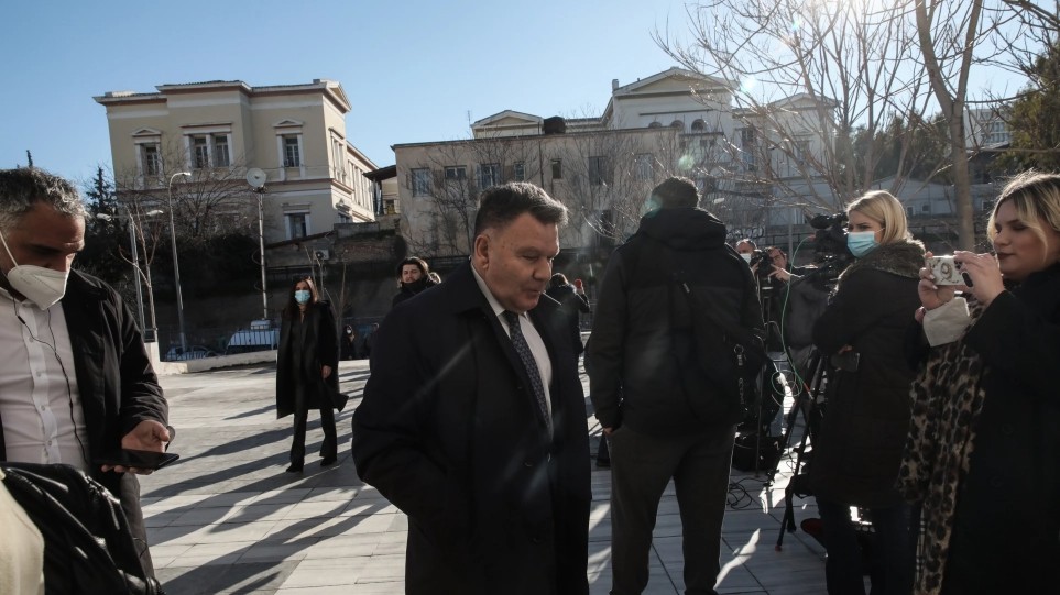 Αλέξης Κούγιας σε τηλεοπτική εκπομπή: «Με παρακαλάτε όλη μέρα να βγω ...