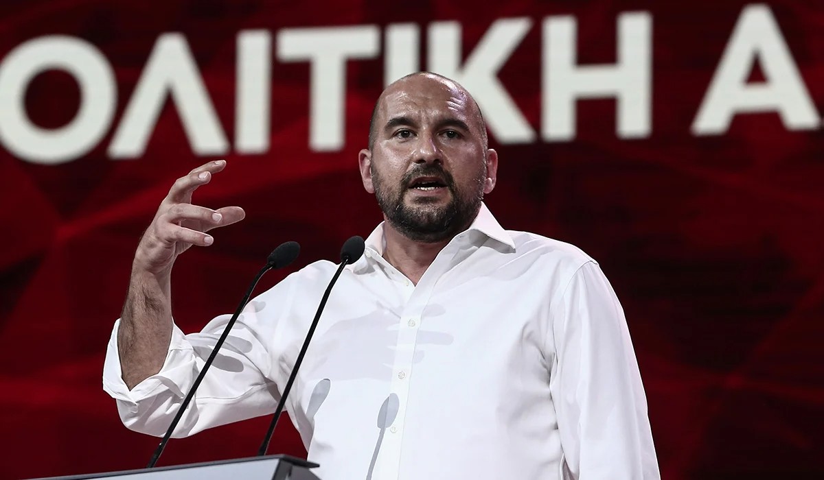 Τζανακόπουλος: «Πρώτη φορά βλέπω πρωθυπουργό να εκλιπαρεί για πρόταση ...