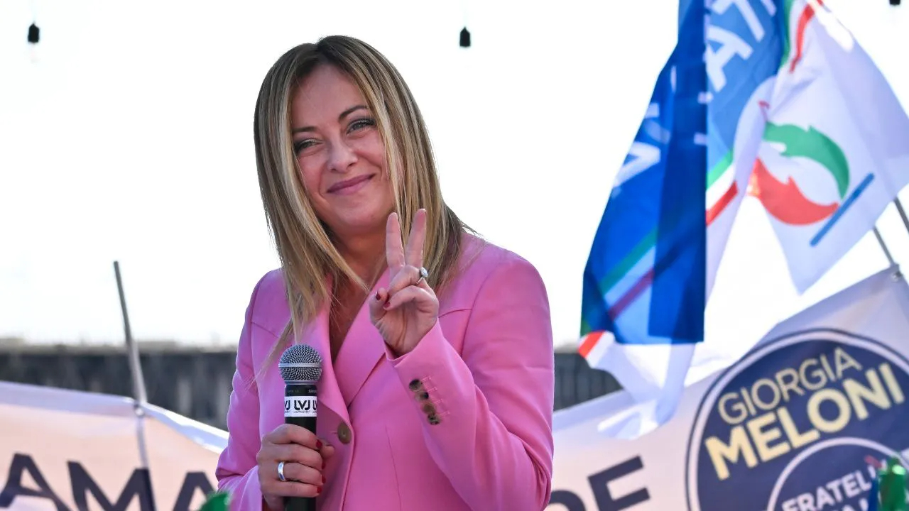 Το προφίλ της Τζόρτζια Μελόνι: Κατά αμβλώσεων, μεταναστών και ...