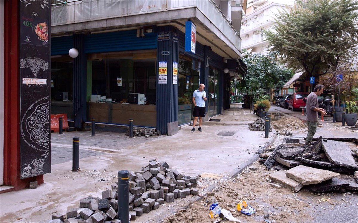 Θεσσαλονίκη: Μπλακ άουτ στο κέντρο - Εκρήξεις σε υποσταθμό της ΔΕΗ ...