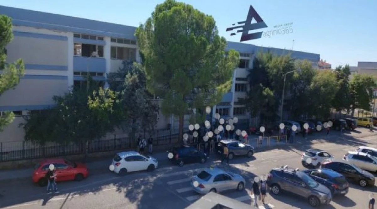 Αγρίνιο: Αγριο ξύλο σε Λύκειο για δεύτερη σερί μέρα - Επίθεση σε ...