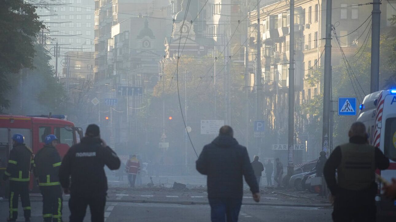 Ουκρανία: Μπαράζ εκρήξεων σε Ζαπορίζια και Χάρκοβο - Φόβοι για νεκρούς ...