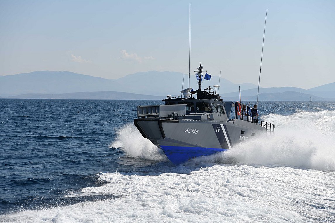 Μυτιλήνη ναυάγιο: Βυθίστηκε πλοίο με 14 άτομα πλήρωμα - KontraNews