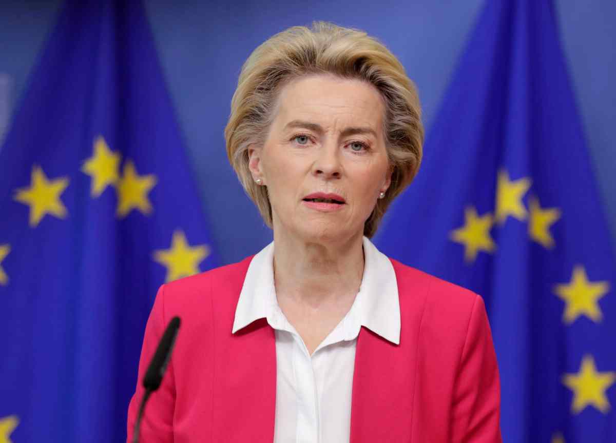 Η φον ντερ Λάιεν αντιμέτωπη με πρόταση μομφής - KontraNews