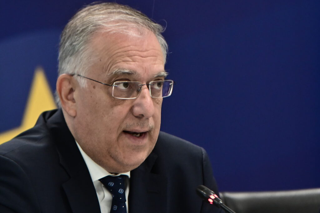 Τάκης Θεοδωρικάκος: «Σταθερή ειρήνη και ανάπτυξη στην Ανατολική ...